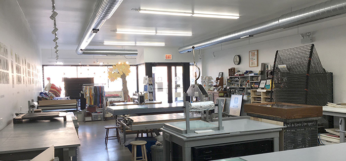 Facilities at Chicago Printmakers Collaborative